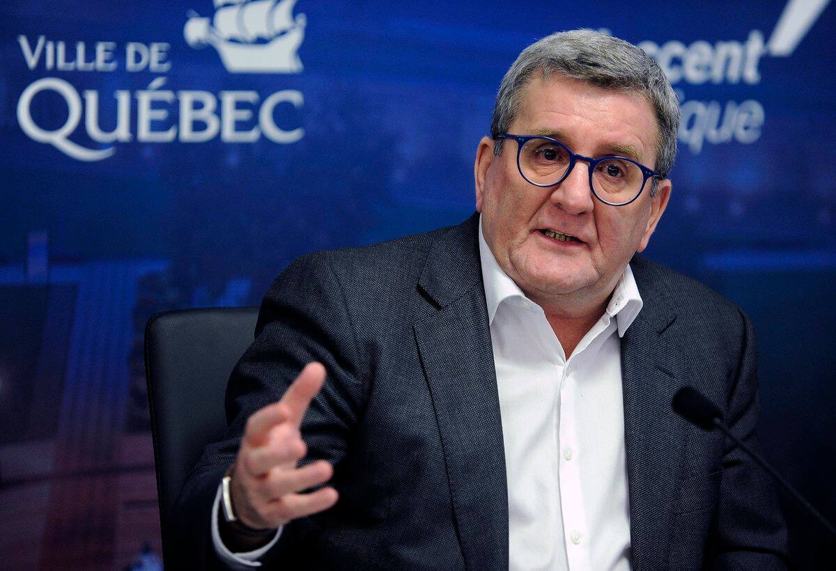 Sortie de la biographie «Le Code Labeaume»: découvrez des extraits exclusifs du livre | JDQ