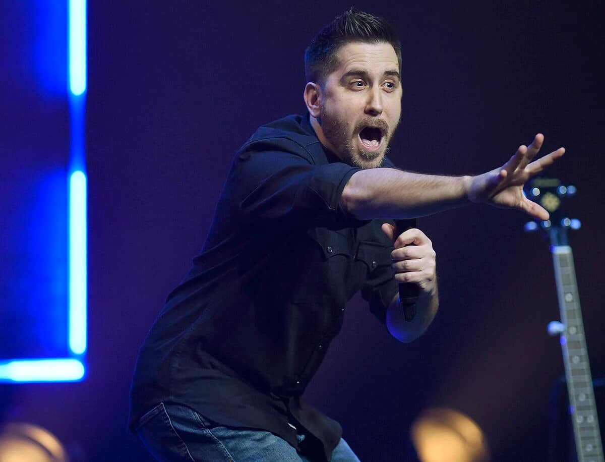 Ces 11 humoristes lanceront un nouveau spectacle en 2025 | JDM