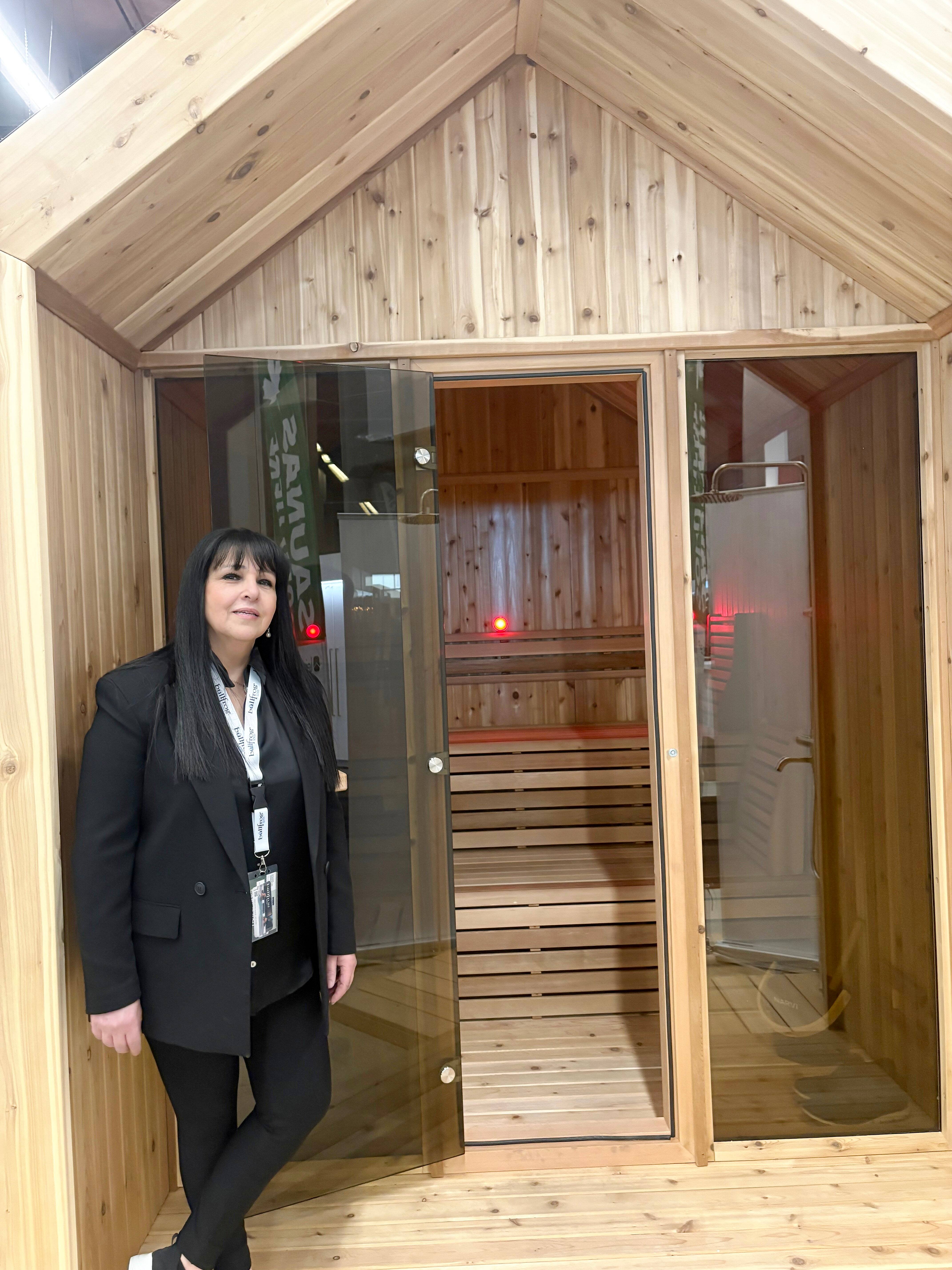 «On en vend plus que de spas!»: les saunas à domicile ont la cote au ...