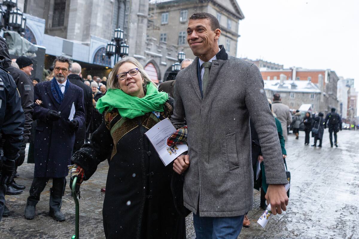 Jonathan Pedneault redevient cochef du Parti vert après avoir jeté l’éponge | JDQ