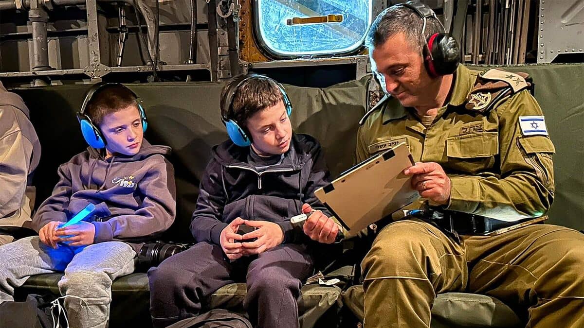 Les onze otages israéliens libérés sont arrivés en Israël | JDM Les onze otages israéliens libérés sont arrivés en Israël | JDM
