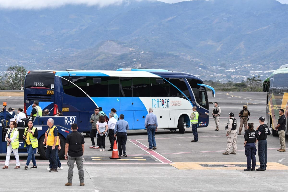 Costa Rica: la justice ordonne la libération de migrants détenus ...