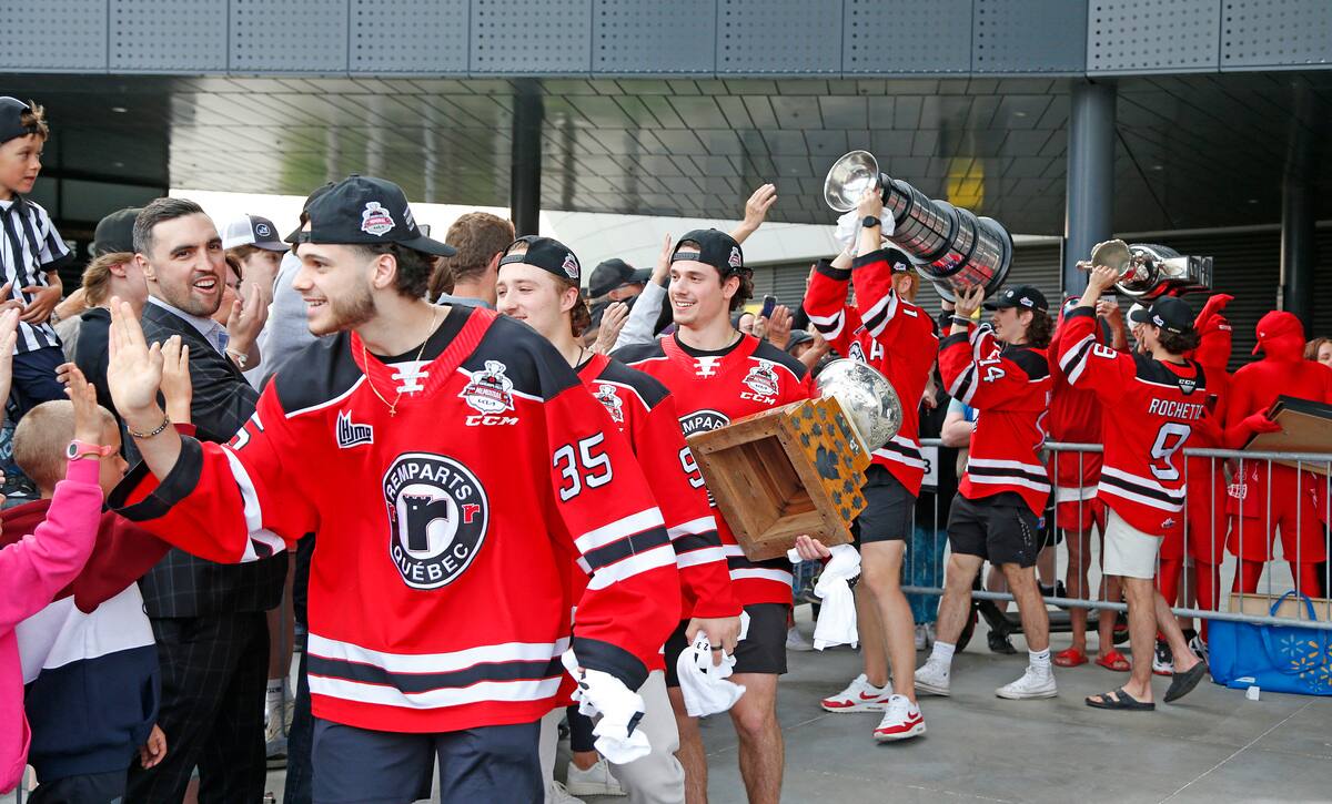 2,000 Fans Give Quebec Remparts a Hero's Welcome After Winning Memorial ...