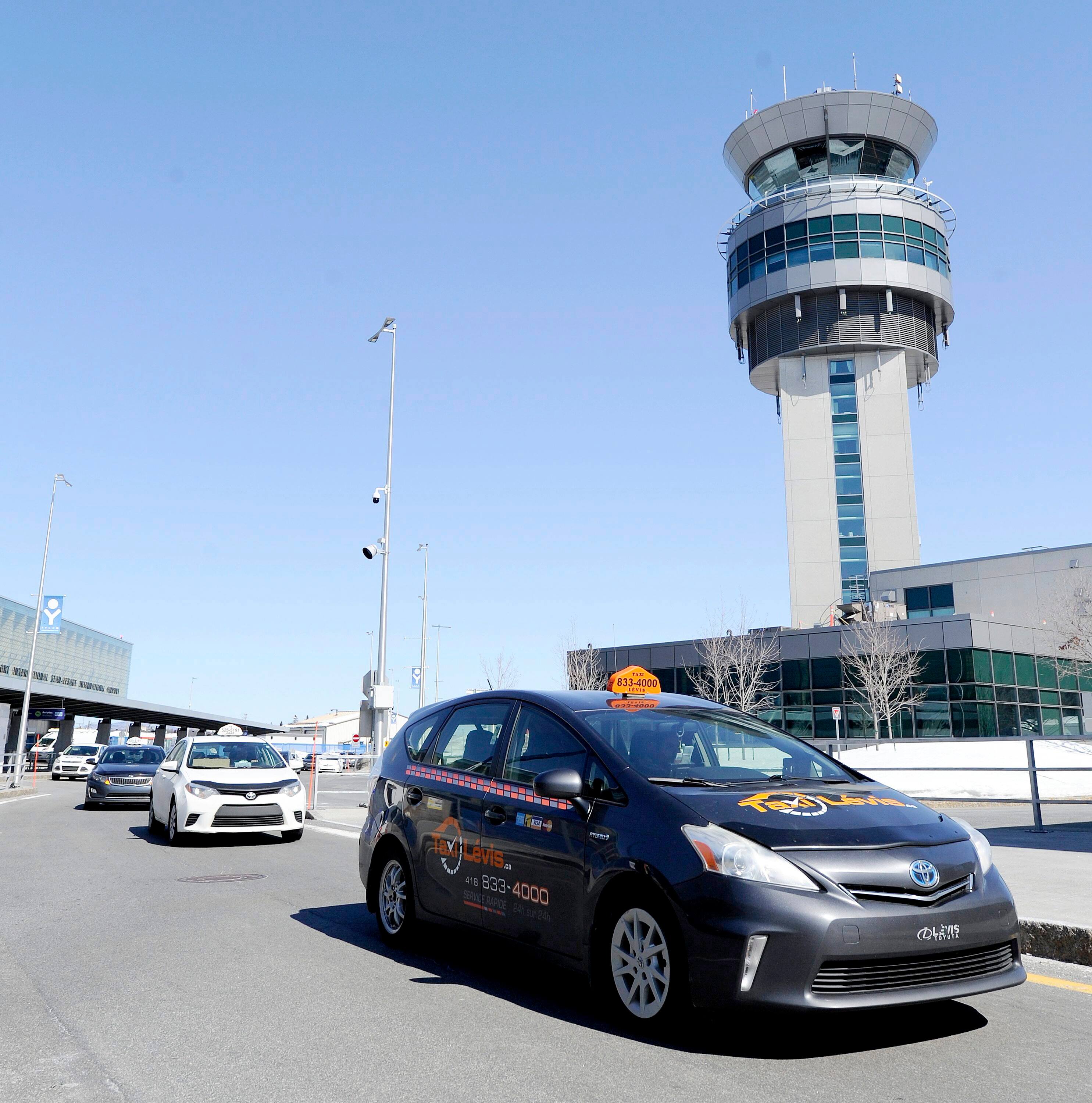 Un affrontement se dessine entre l’aéroport de Québec et les chauffeurs ...