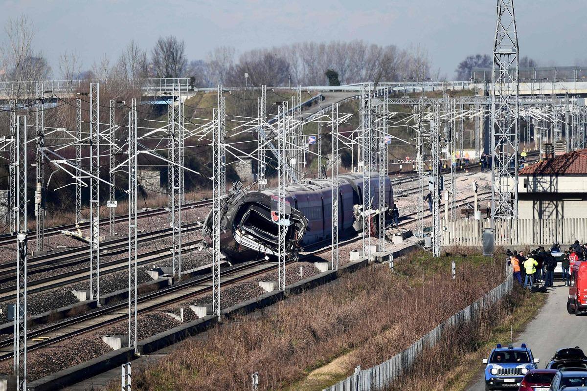Deux morts dans le déraillement d'un TGV | TVA Nouvelles