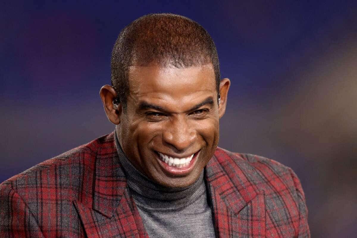 «Neon Deion» dans la NCAA - TVA Sports