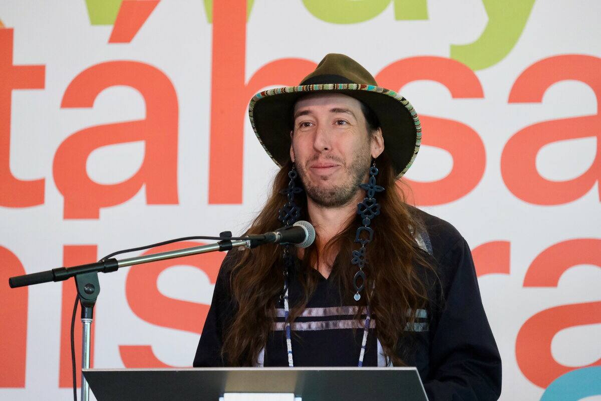 Près de 110 œuvres autochtones en vedette dans une nouvelle exposition ...