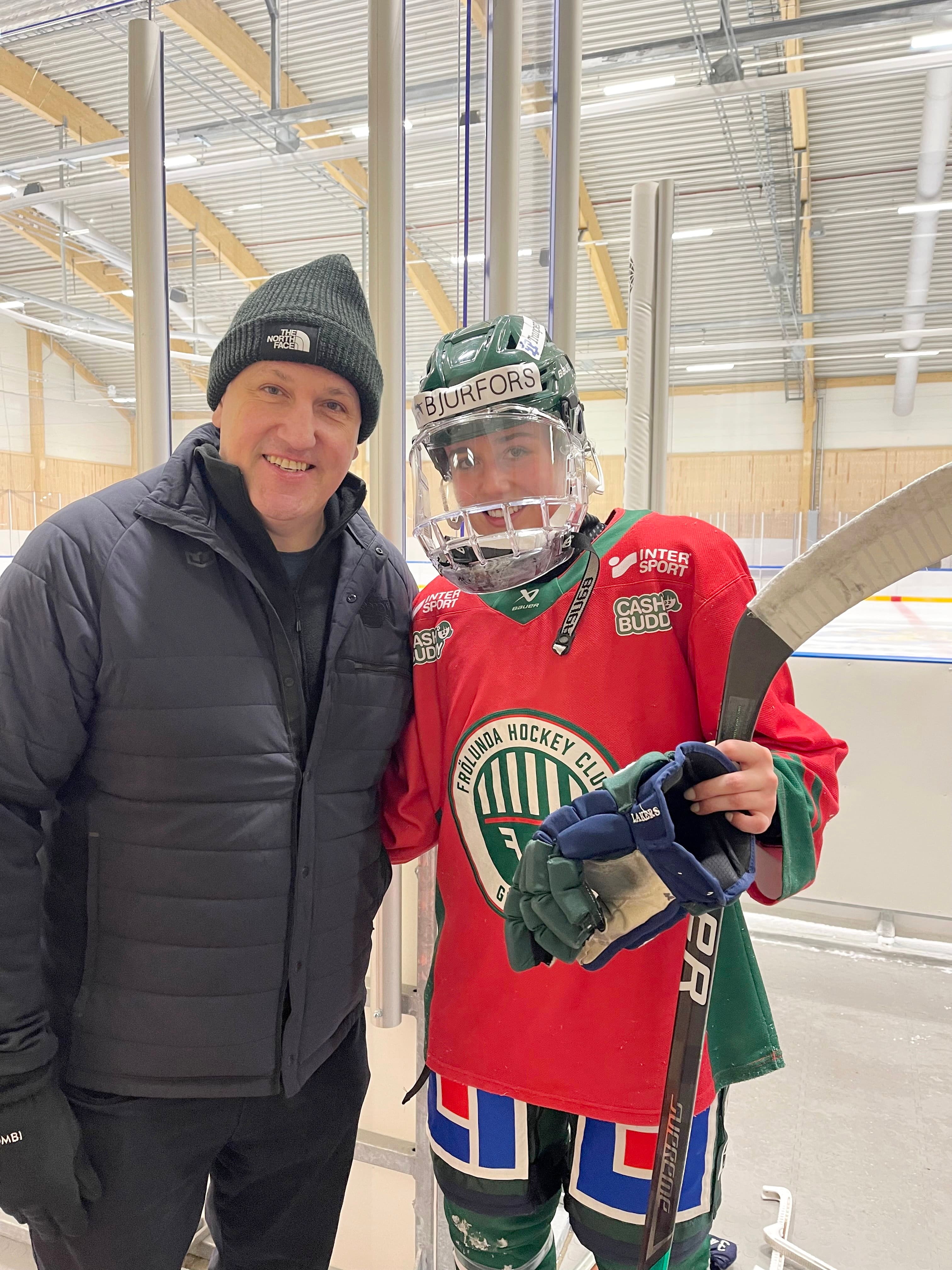 LPHF: La fille de l'ex-joueur du Canadien Yanic Perreault se joint à l ...