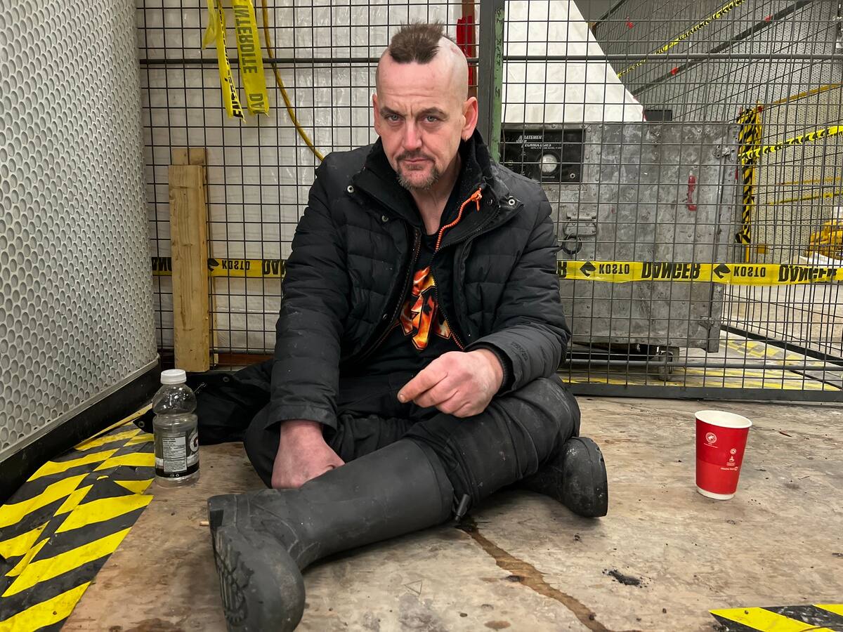 Employé mordu, pipes à crack par terre : après le métro, des ...