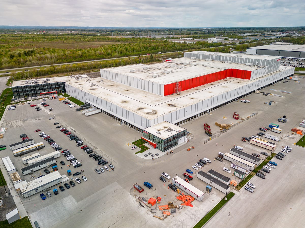 Metro ouvre son nouveau centre de distribution automatisé à Terrebonne ...