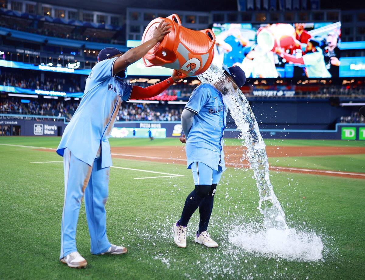 Mara your little snake nude now it's my go, she delivers an