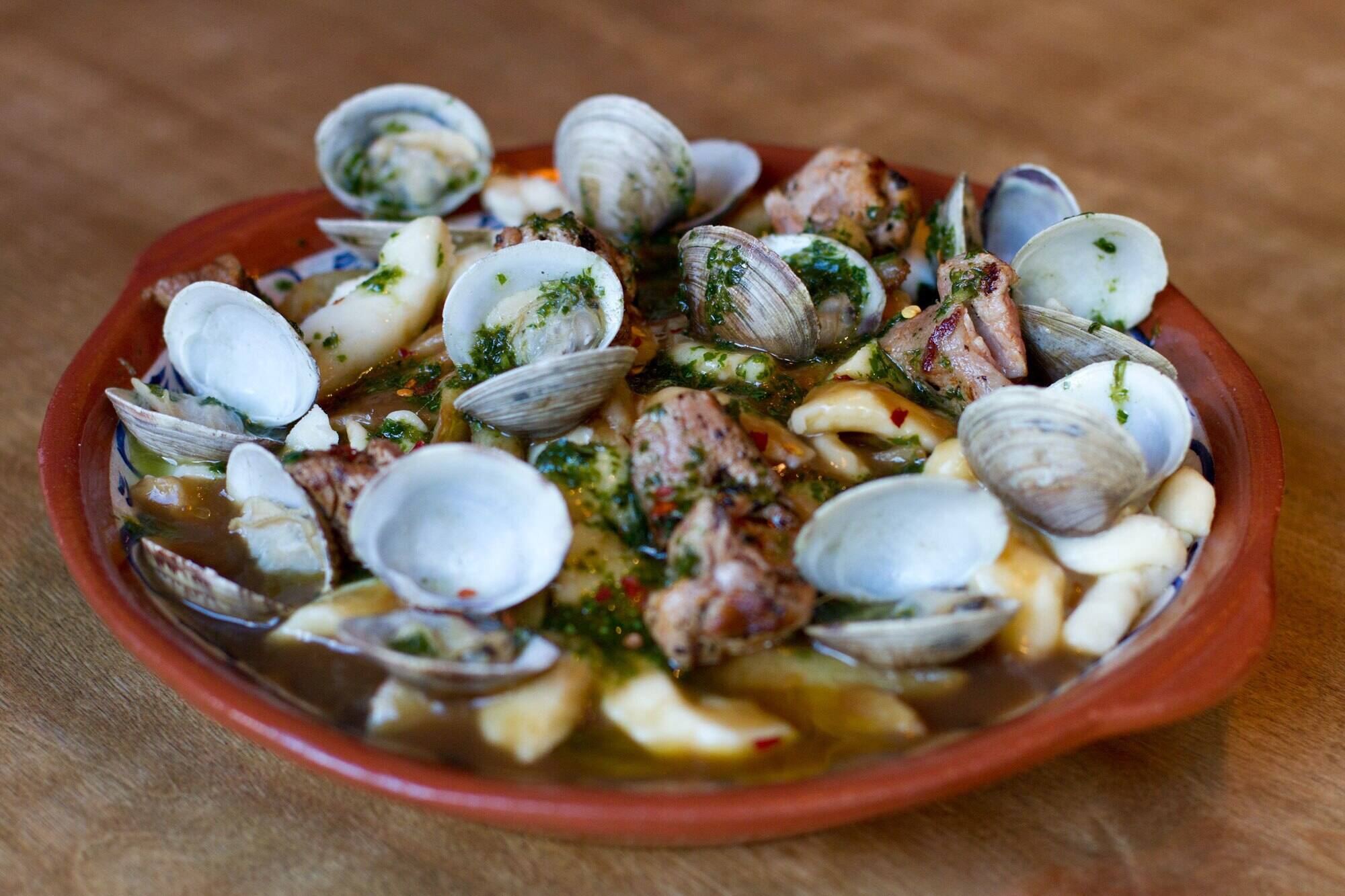 Les 52 poutines que vous devez absolument déguster pendant la Poutine ...