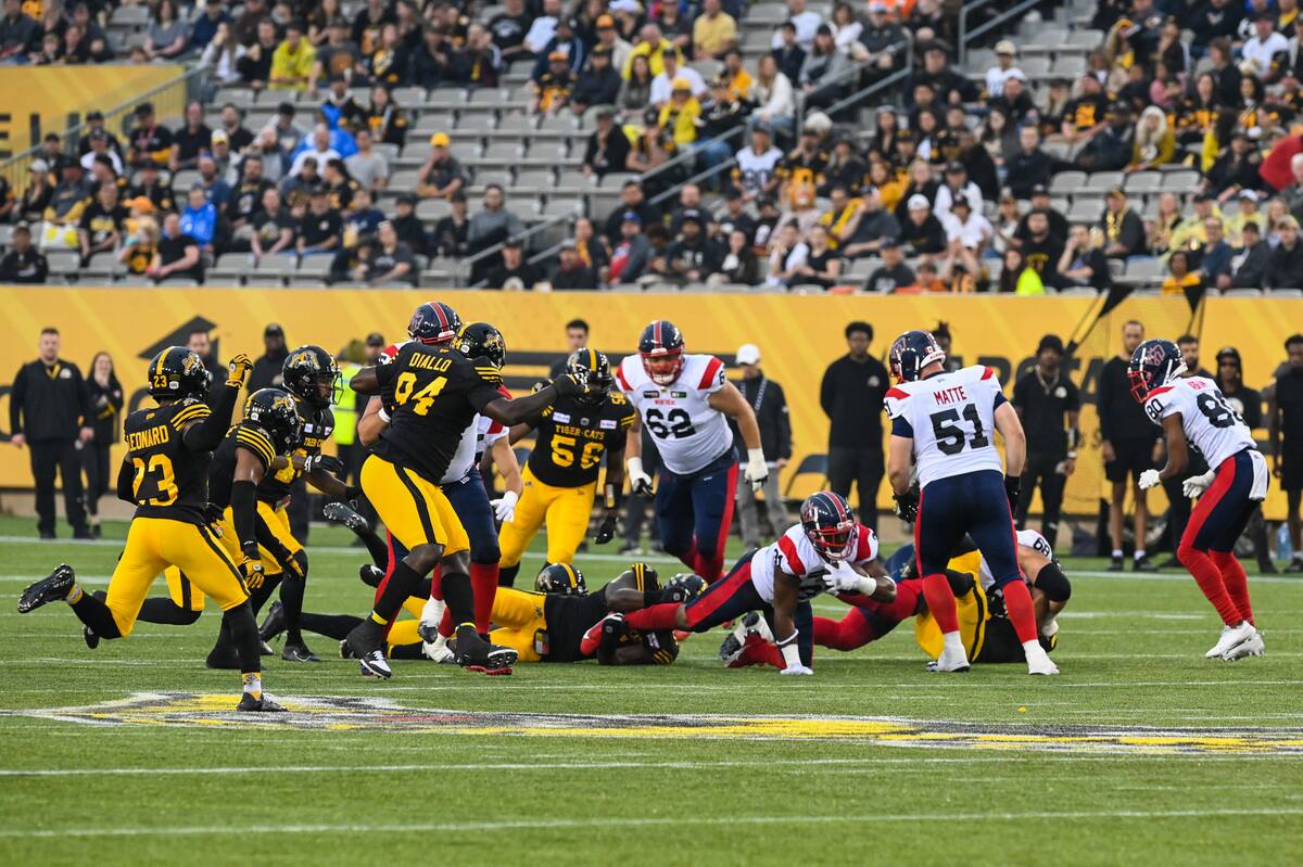 Football: les Alouettes repoussent facilement les Tiger-Cats | JDM
