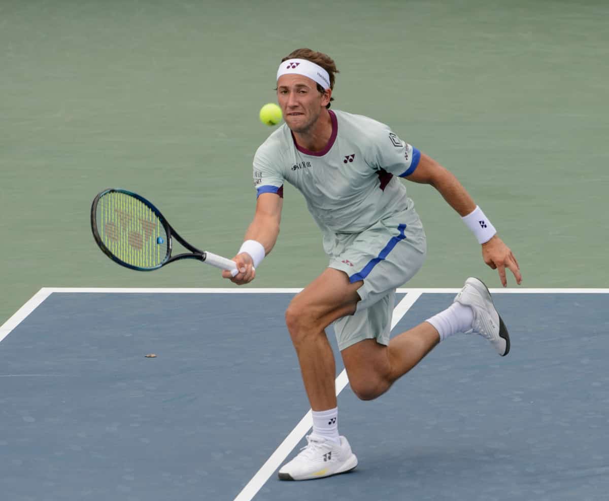L’un des meilleurs joueurs de tennis a appris à aimer le hockey grâce à ...