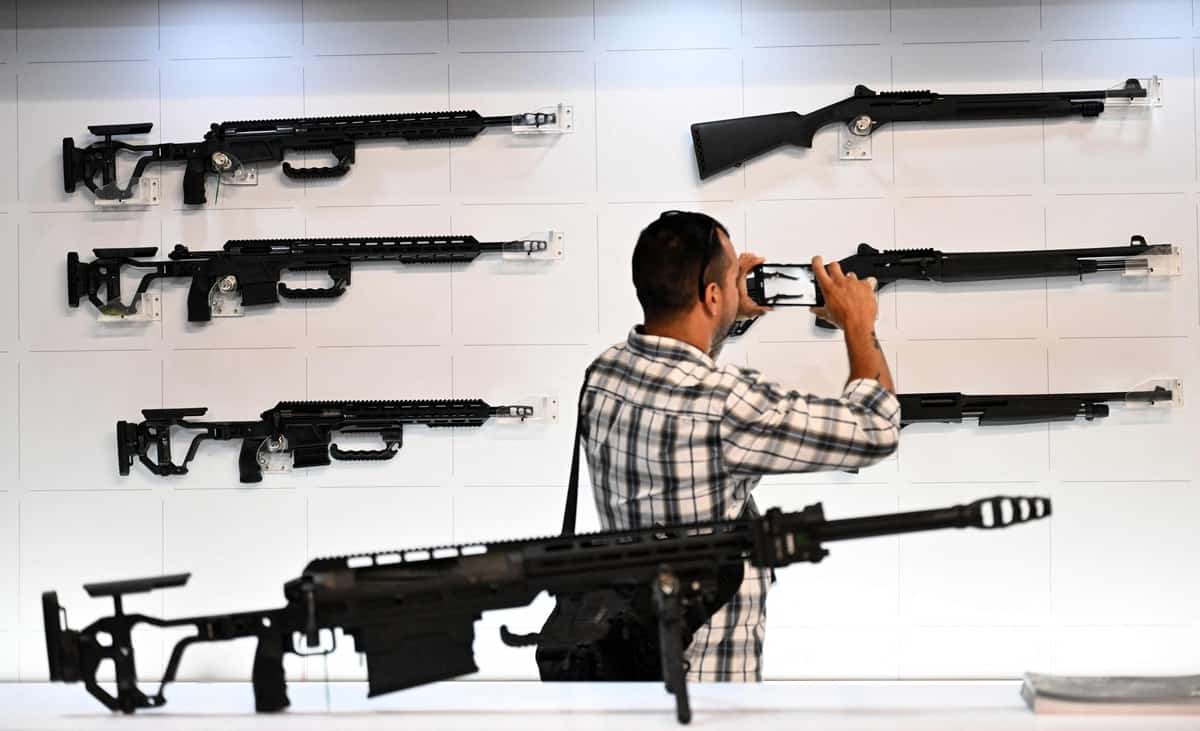 Sociétés israéliennes interdites: un salon de défense fait appel | TVA ...