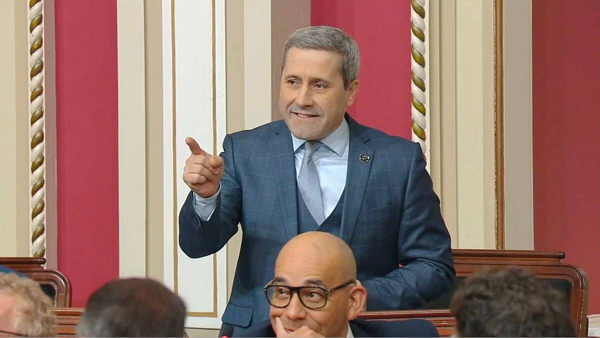 [À VOIR] «Honte à vous!»: Jean-François Simard s’emporte contre le ...