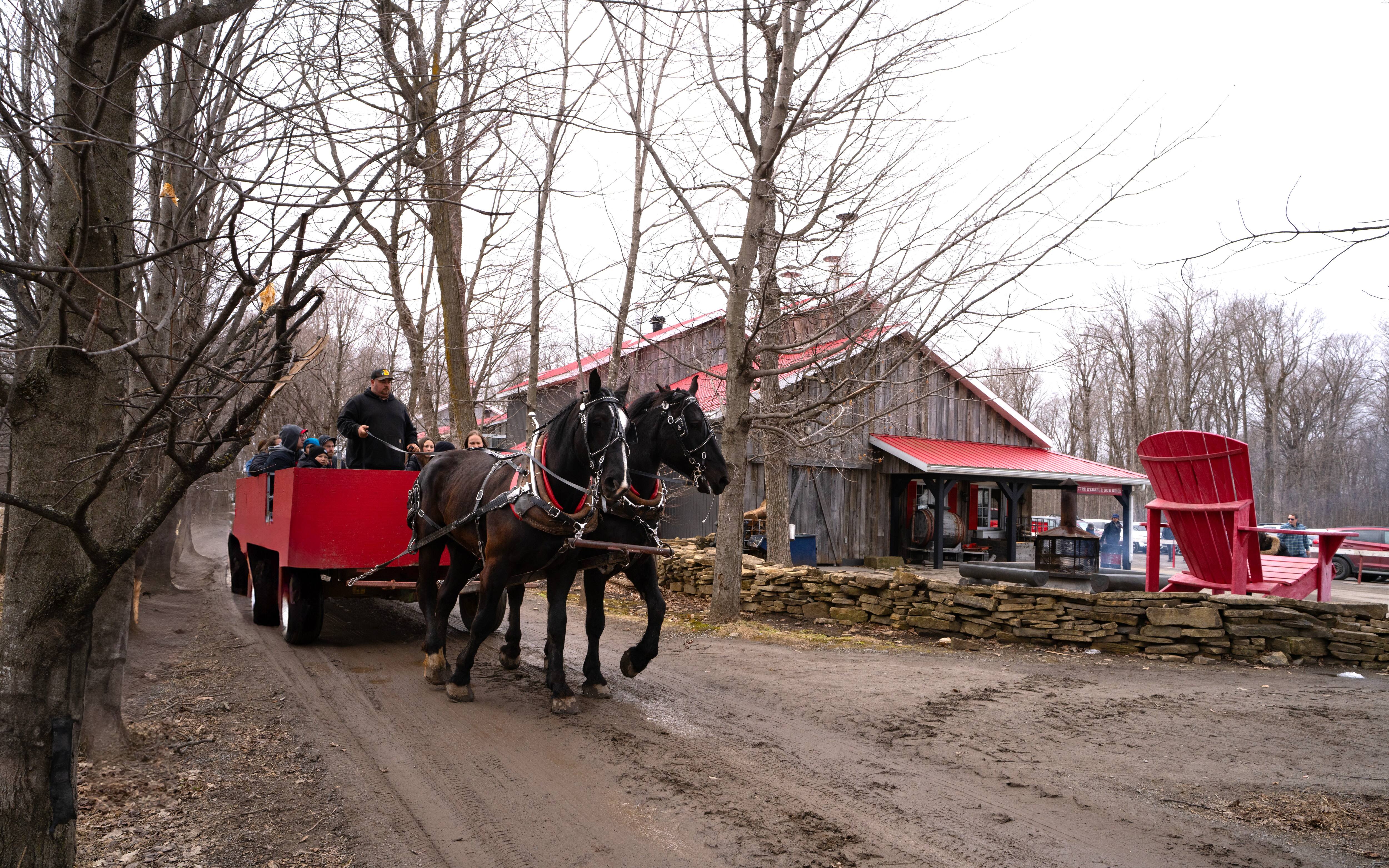 Activités | 7 cabanes à sucre incontournables au Québec | Espaces | LE ...