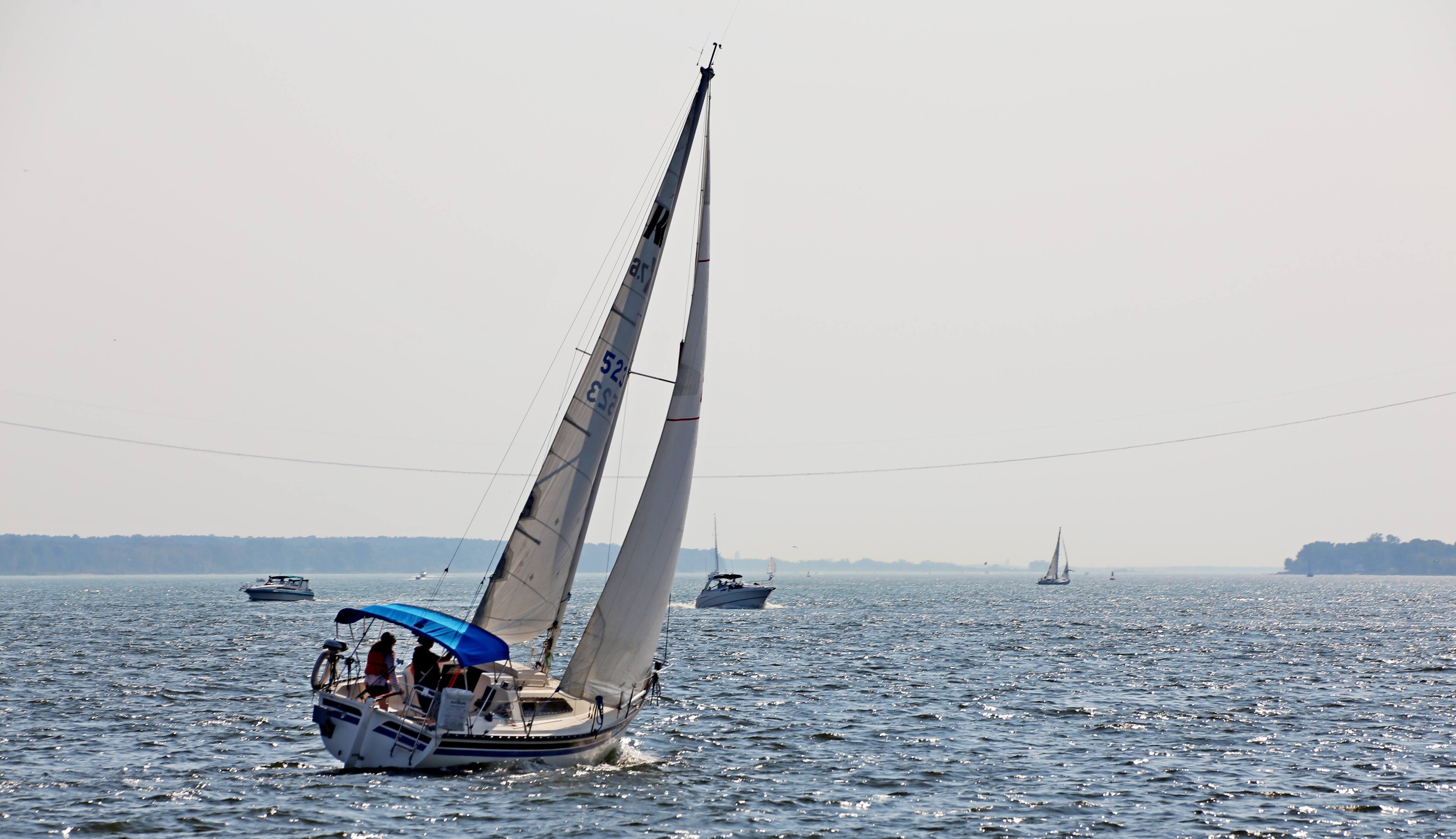 Voici 7 plans d’eau où s’initier à la voile | JDM