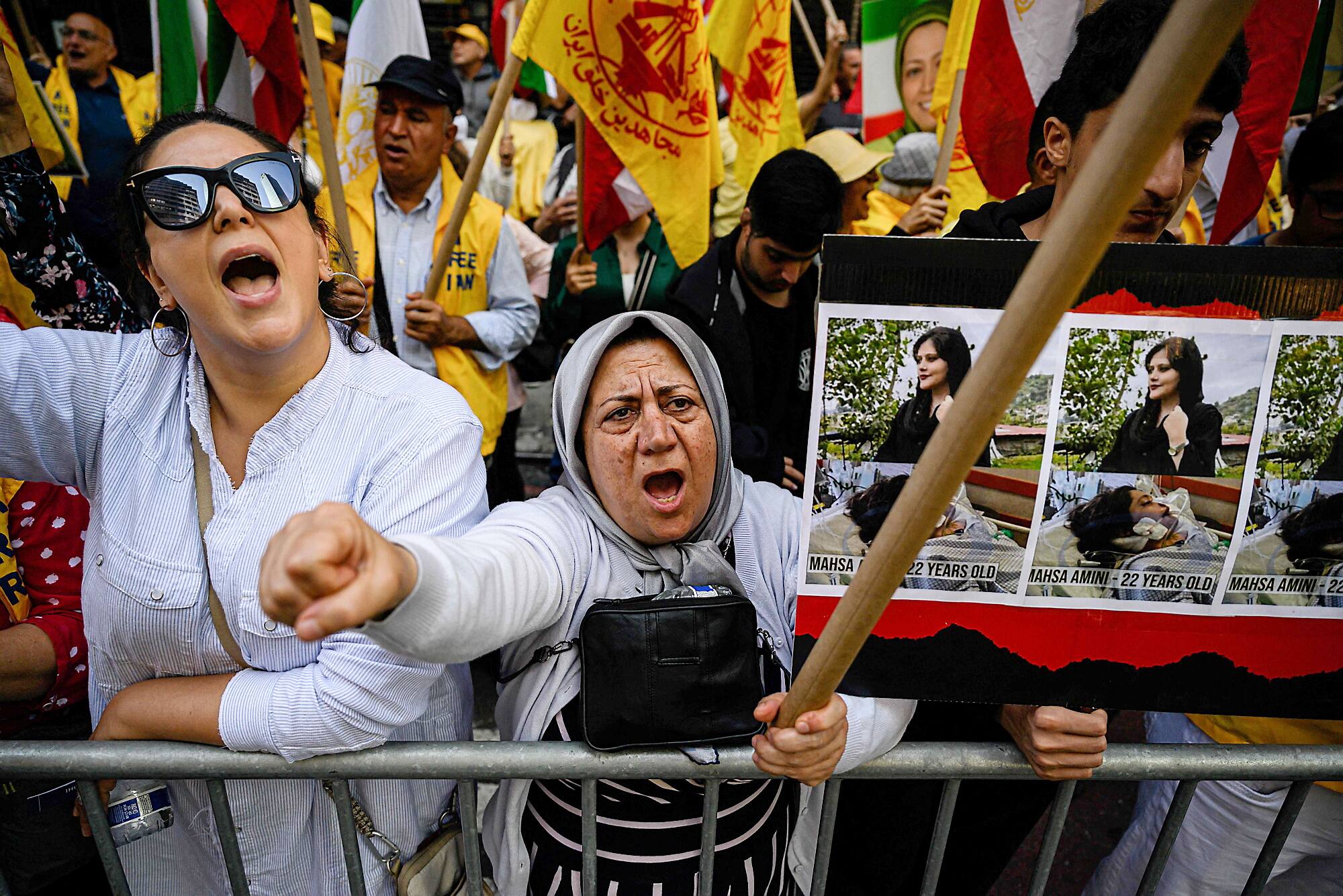 Qui soutient les femmes iraniennes? | Le Journal de Montréal