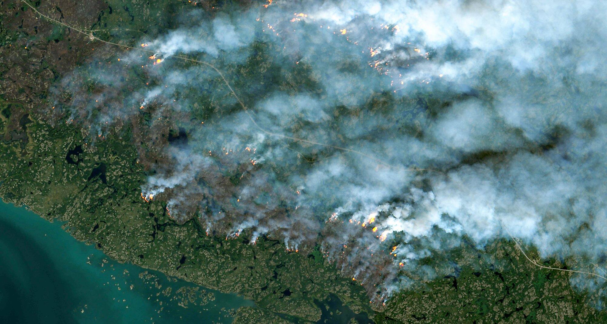 Incendies: le Québec envoie des pompiers aux Territoires du Nord-Ouest ...