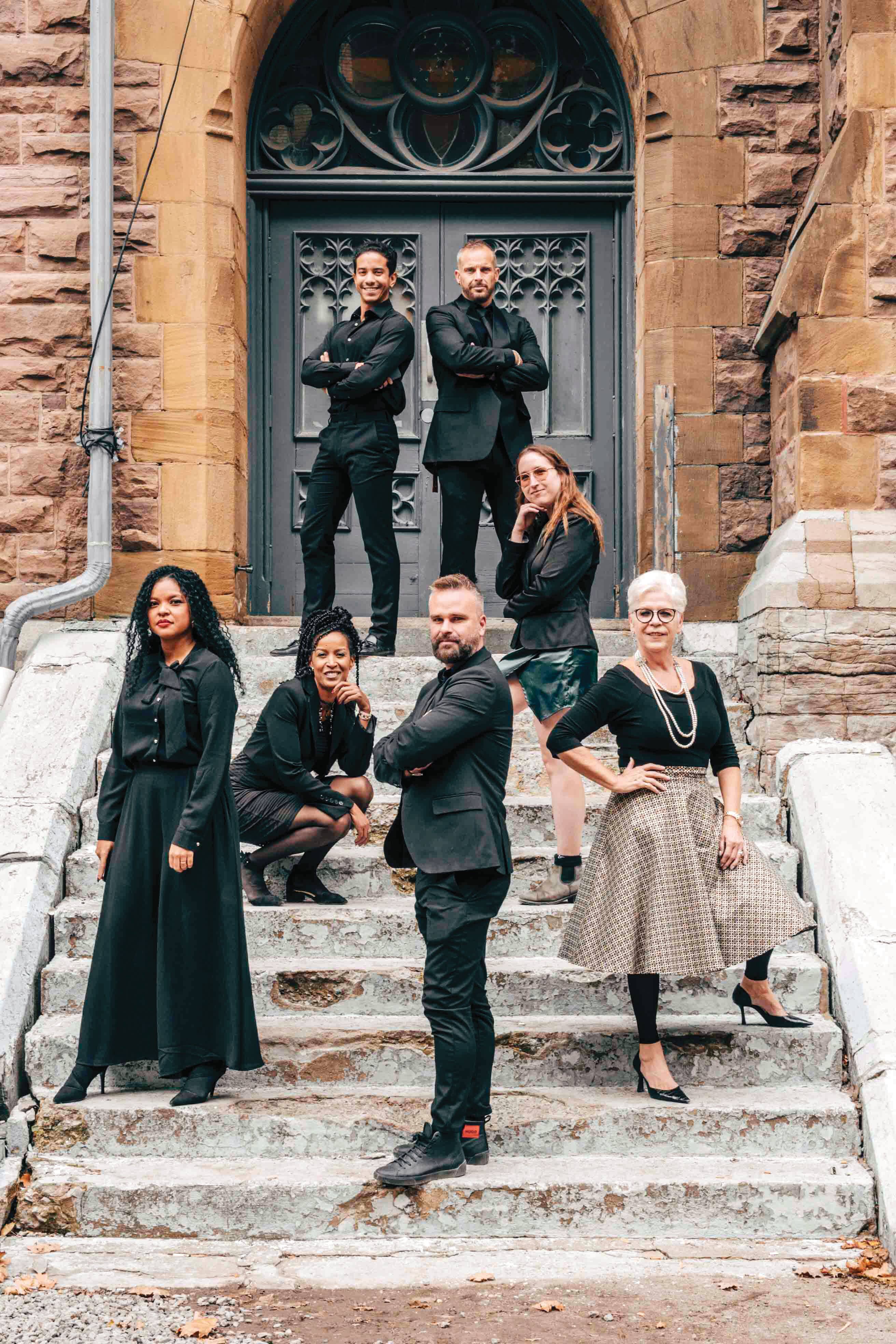 Le Balcon cabaret chic: une institution culturelle qui célèbre ses 20 ...
