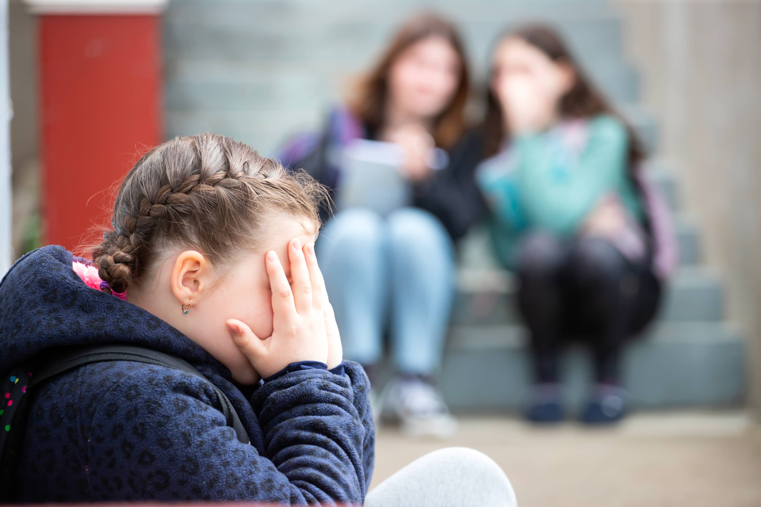 «Dès le début des vacances, elle m’a dit qu’elle avait hâte de changer d’école pour ne plus ...