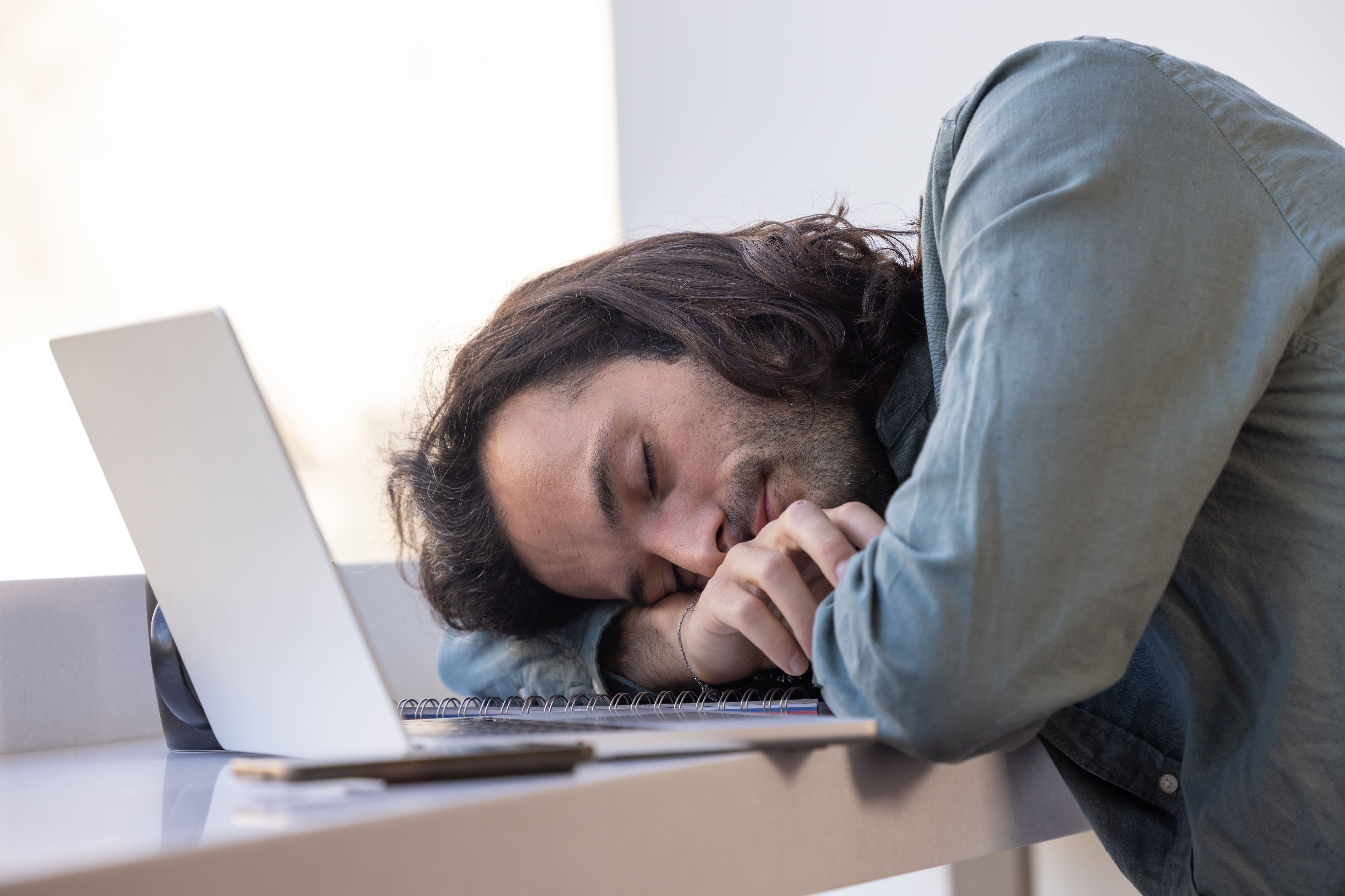 Travailler, c’est trop dur! | Le Journal de Montréal