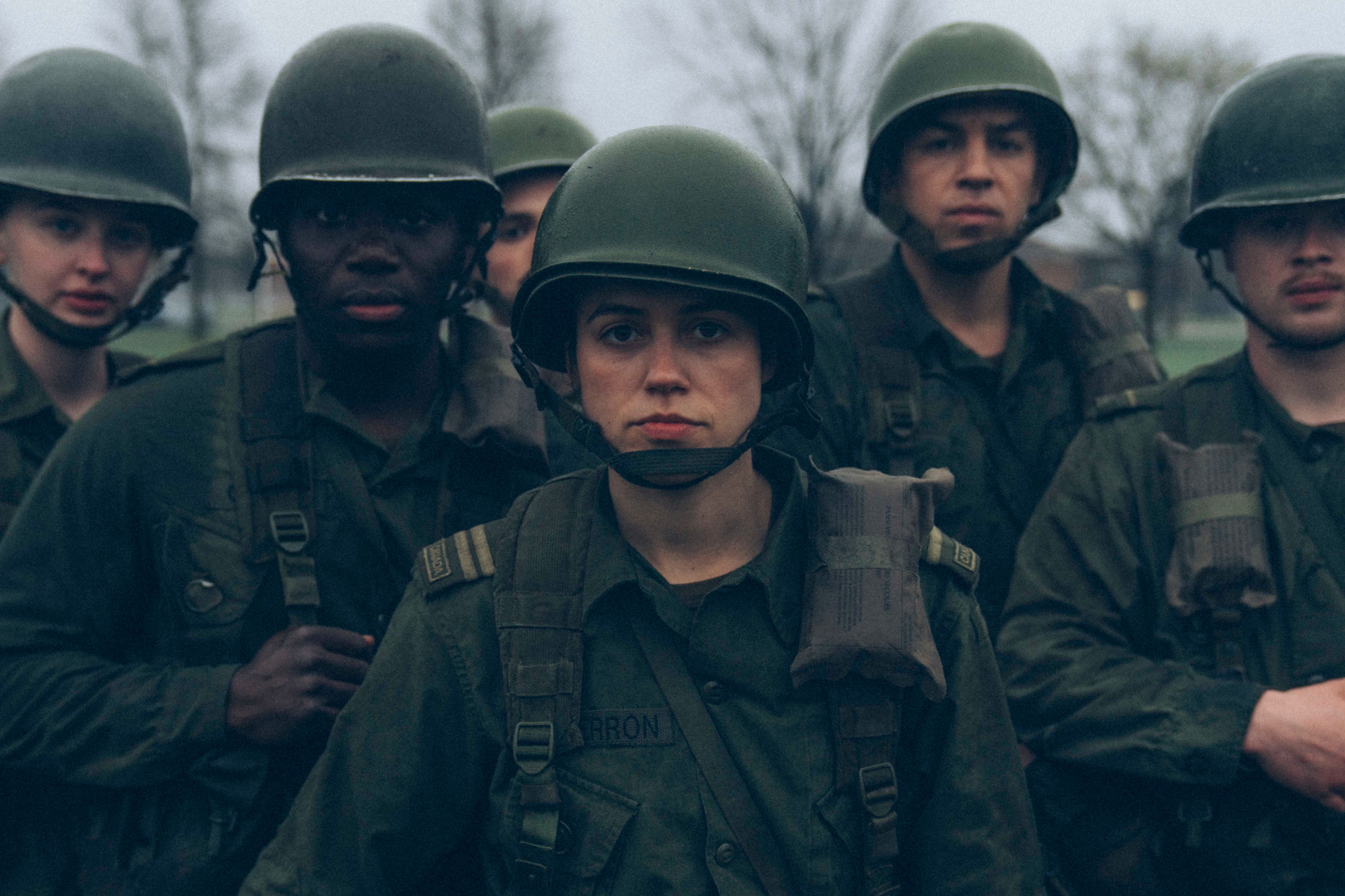 Critique de «Seule au front»: un film imparfait mais nécessaire | JDM