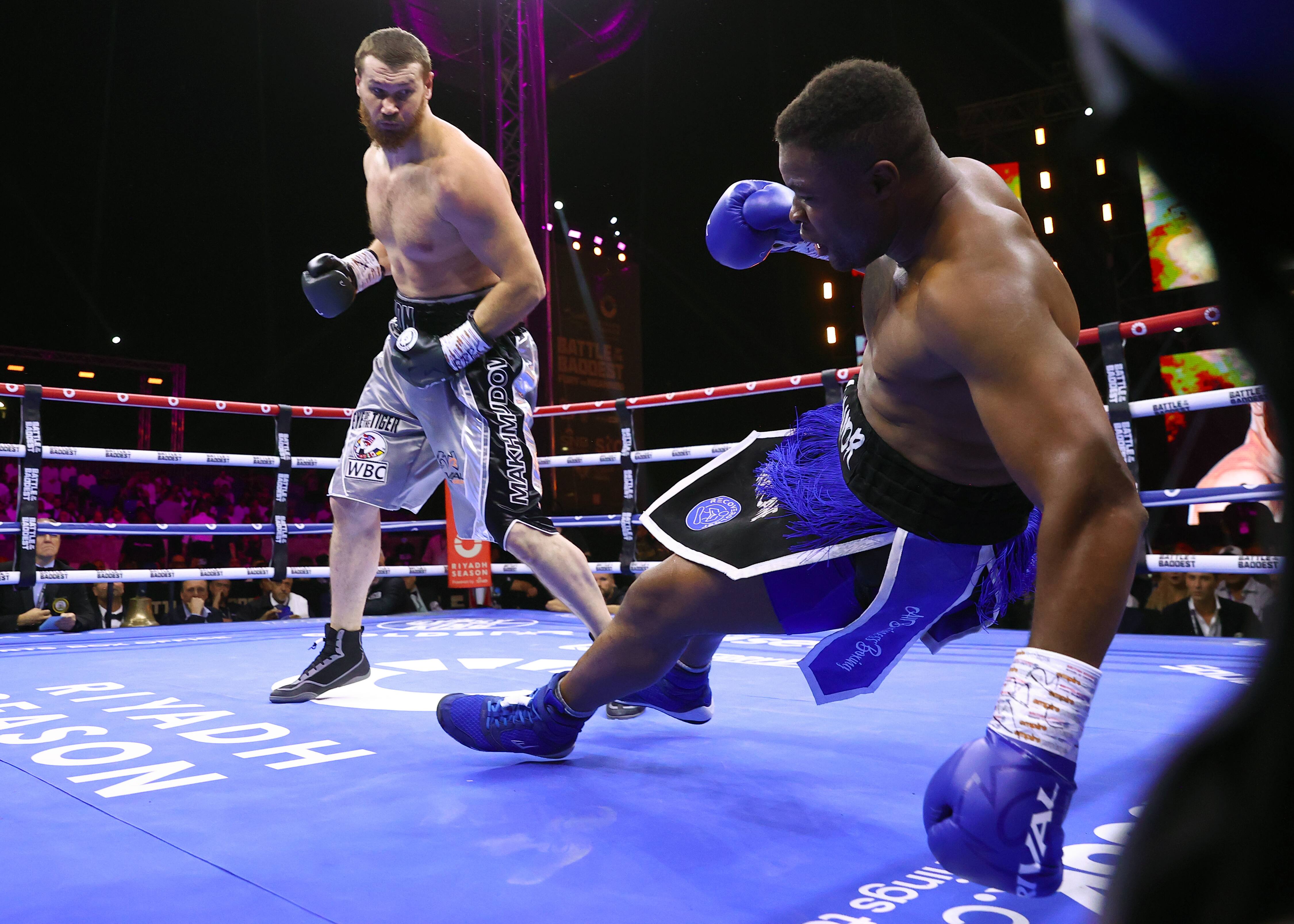 Makhmudov l’emporte en 70 secondes | Le Journal de Montréal