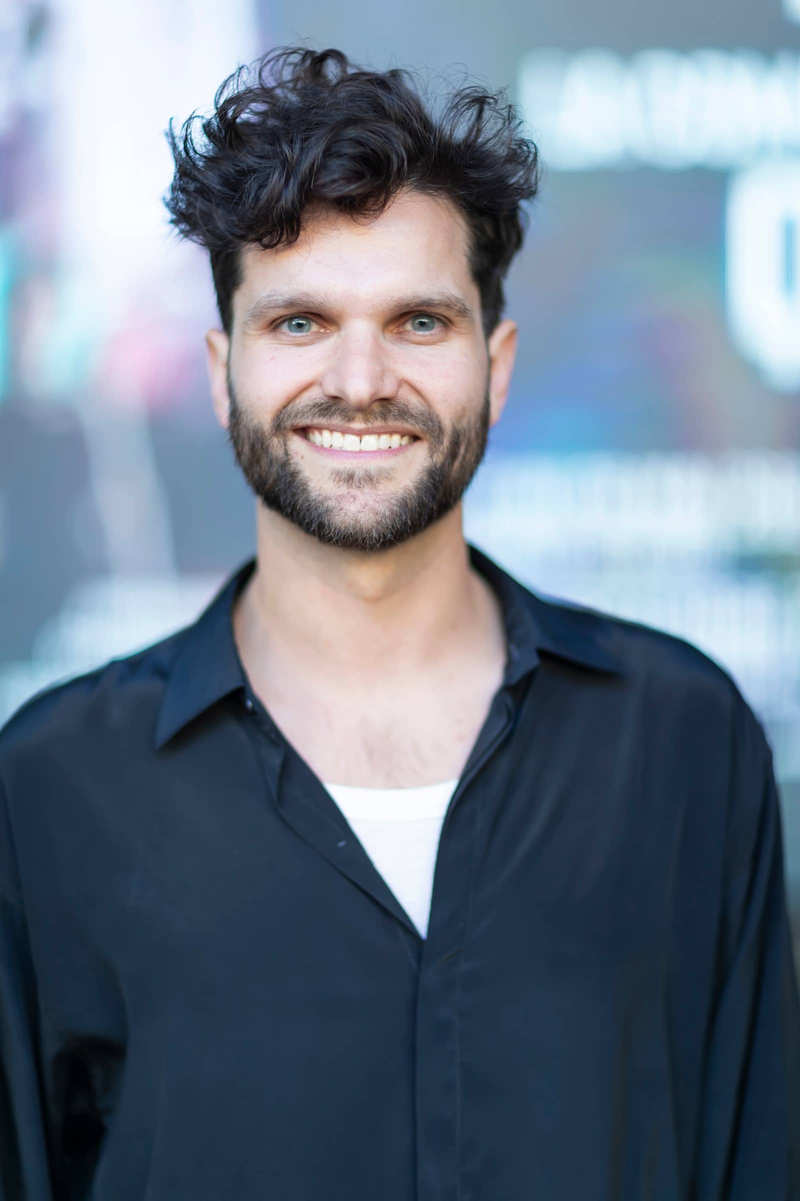 Pierre-Olivier Grondin relève un énorme défi dans «We Will Rock You ...