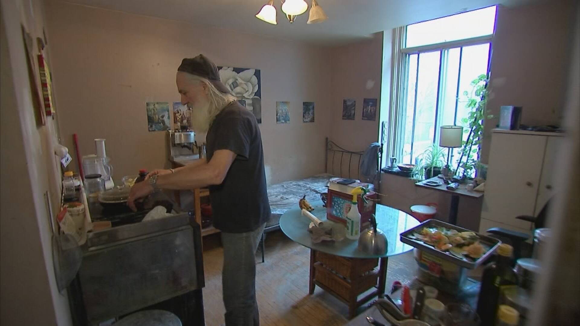 Une maison de chambre dans un taudis pour éviter la rue | TVA Nouvelles