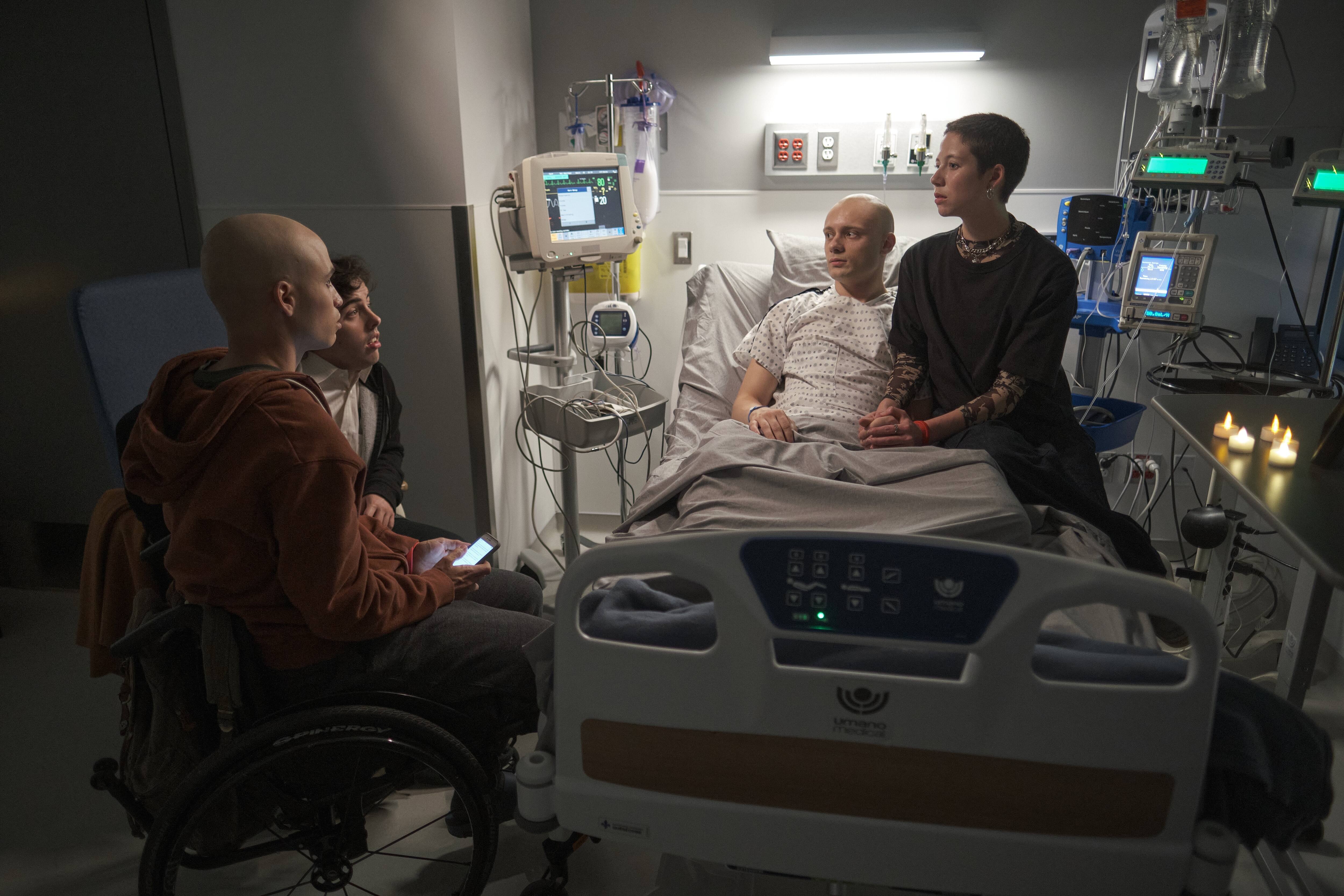 «En me rasant les cheveux, j’ai appris à me détacher d’une image que j ...