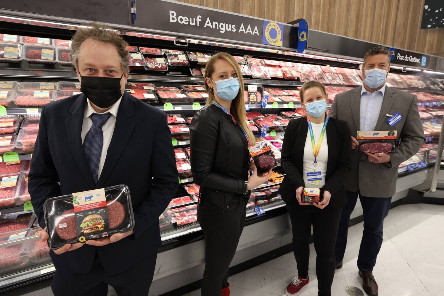 Walmart s’engage à offrir du poulet élevé au Québec en magasin | JDM