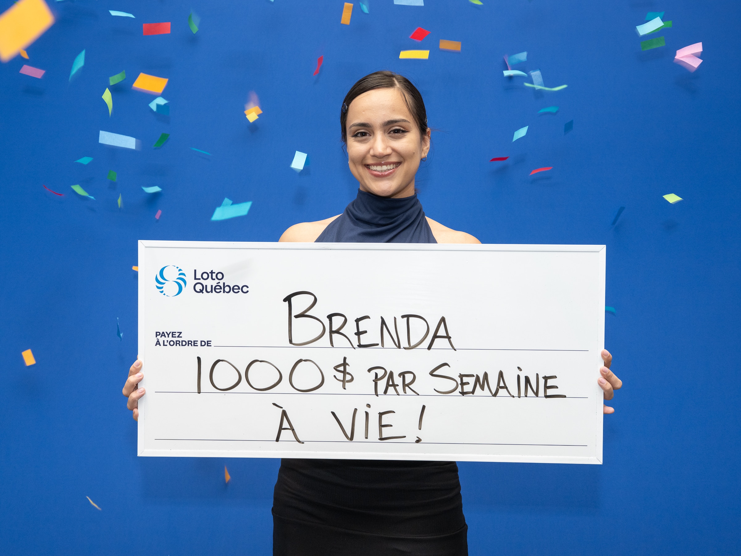 Une jeune Montréalaise remporte 1000$ par semaine à vie | JDM