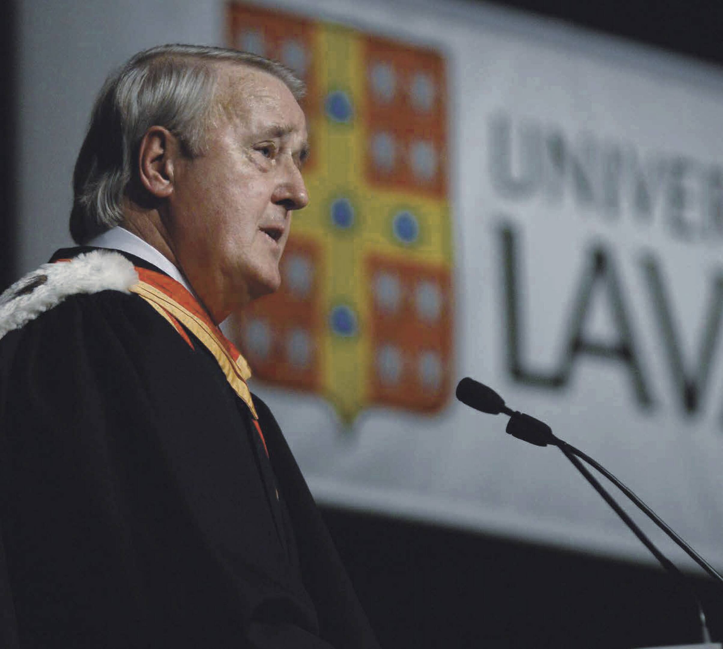 Le legs du très honorable Brian Mulroney à son alma mater | JDM