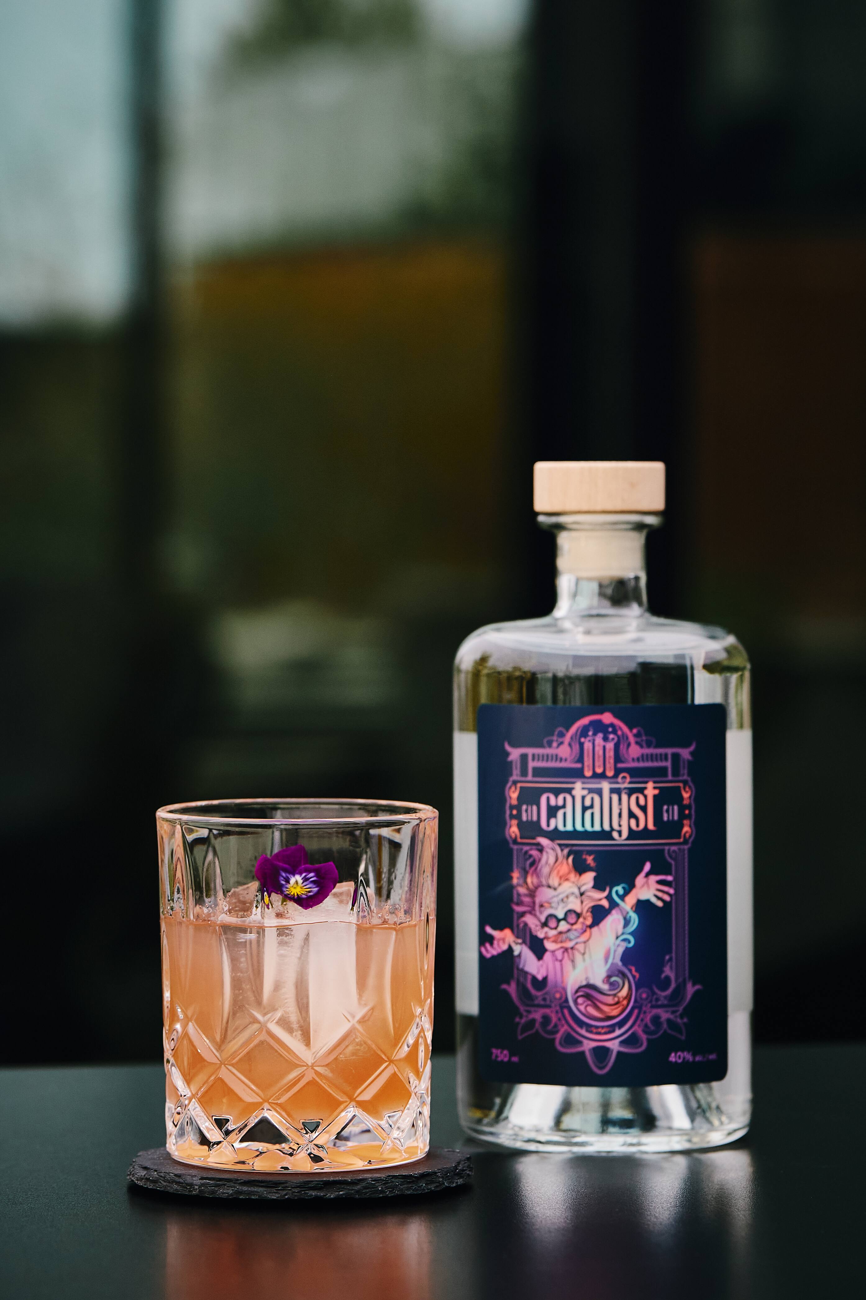 Les Spiritueux Chevaliers: le Catalyst, un tout nouveau gin pas comme les autres | JDQ