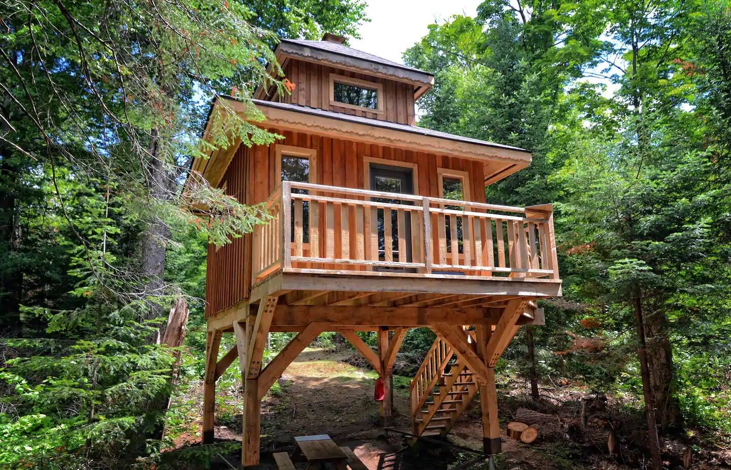 28 cabanes dans les arbres à louer au Québec | JDM