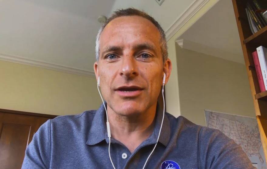 Les conseils de David Saint-Jacques pour bien vivre son isolement | JDQ