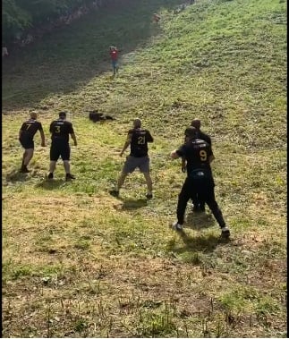 Course étrange: une Canadienne remporte la première place en courant ...