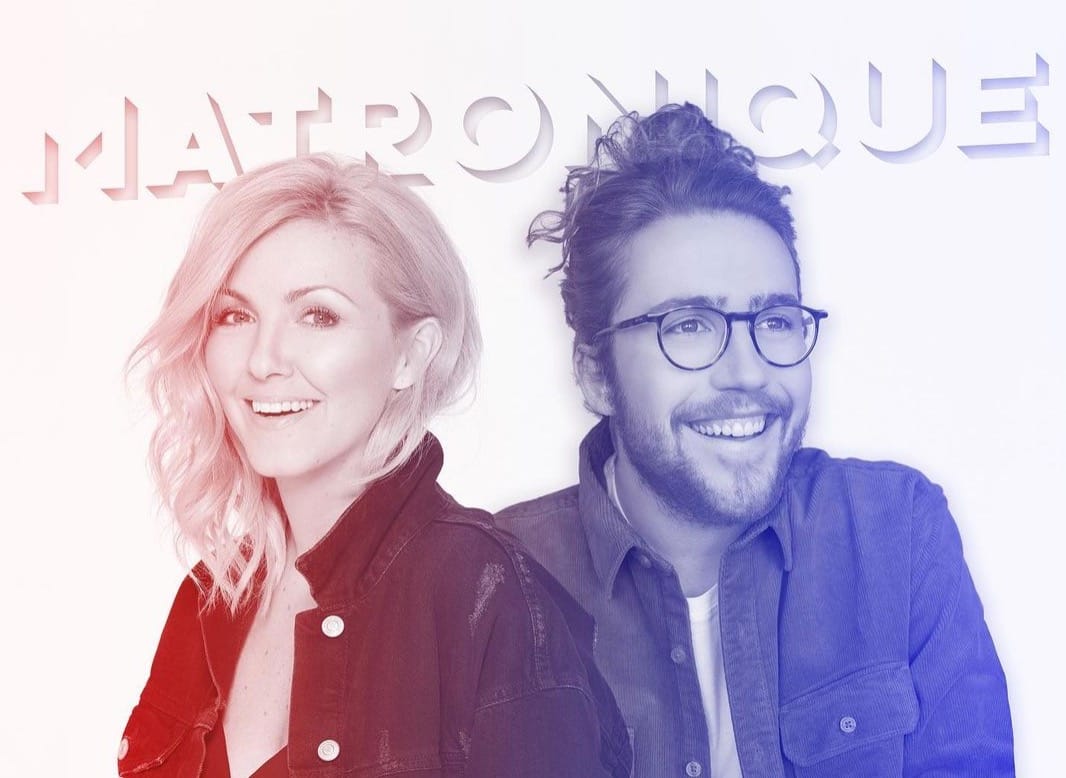 La chanson niaiseuse de Math Duff et Véronique Cloutier se retrouve ...