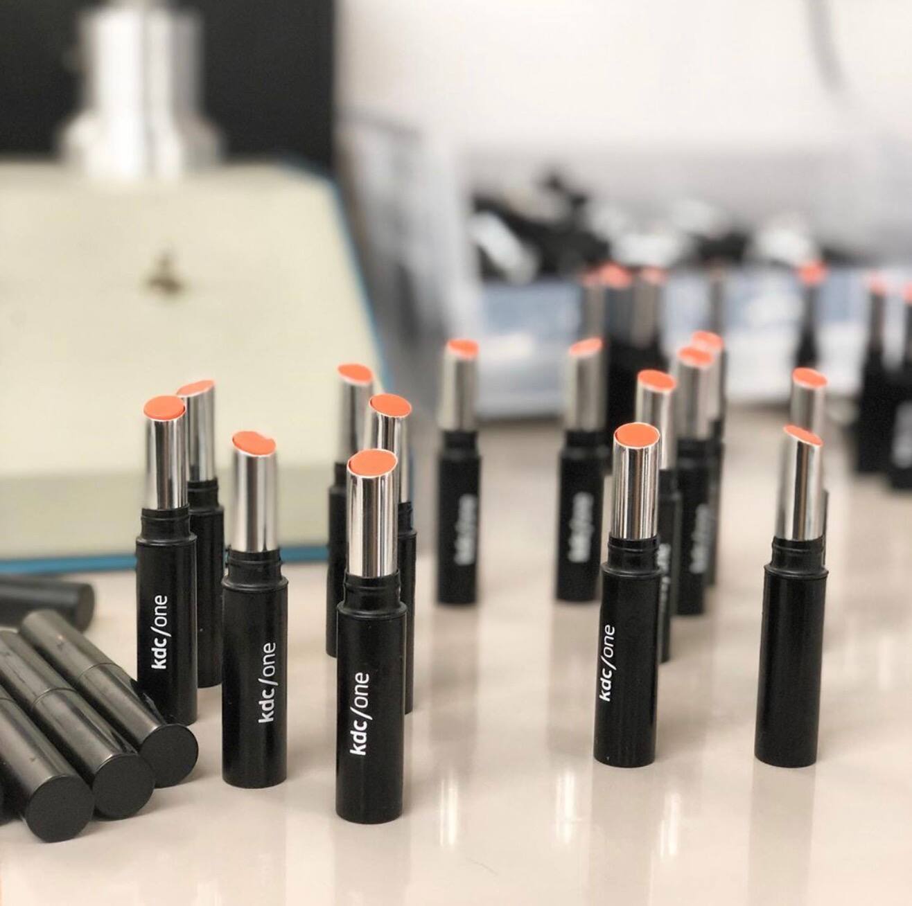 Cosmétiques: KDC/ONE achète Zobele Group | JDM