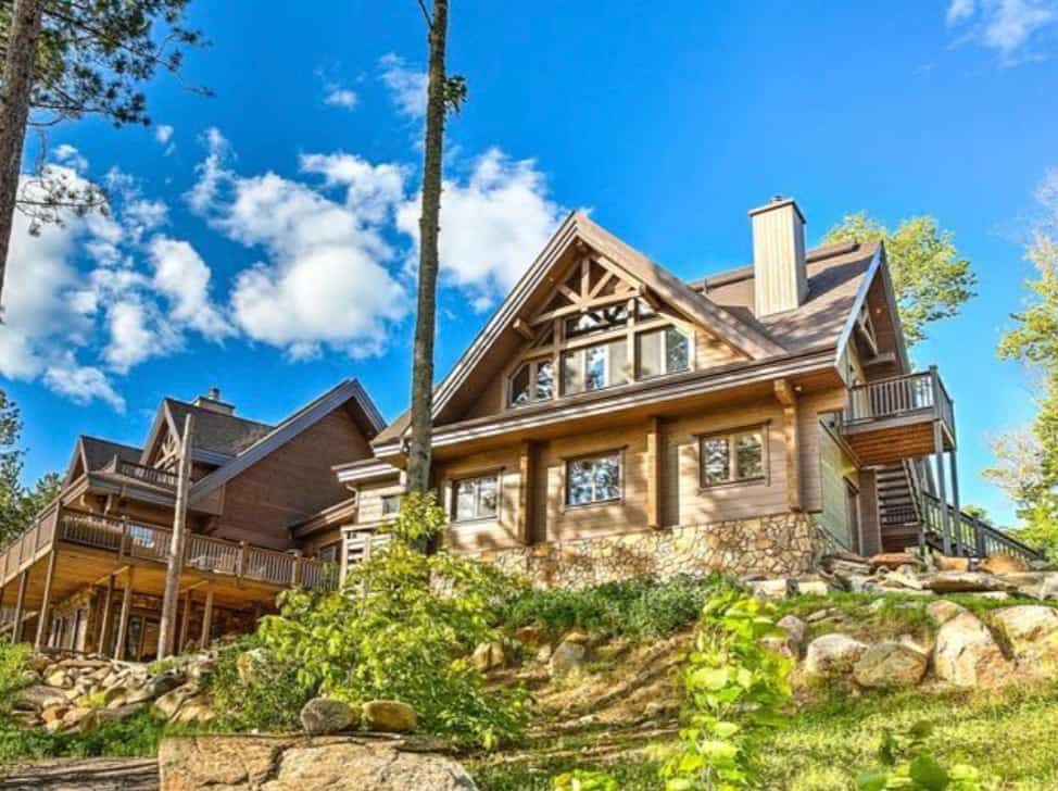 [EN IMAGES] 5 maisons pour les riches et célèbres au Québec | JDM