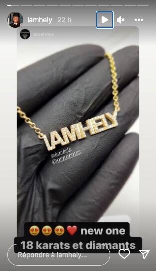 Hélène Boudreau, la «fille de l’UQÀM», s’est fait faire un pendentif en ...