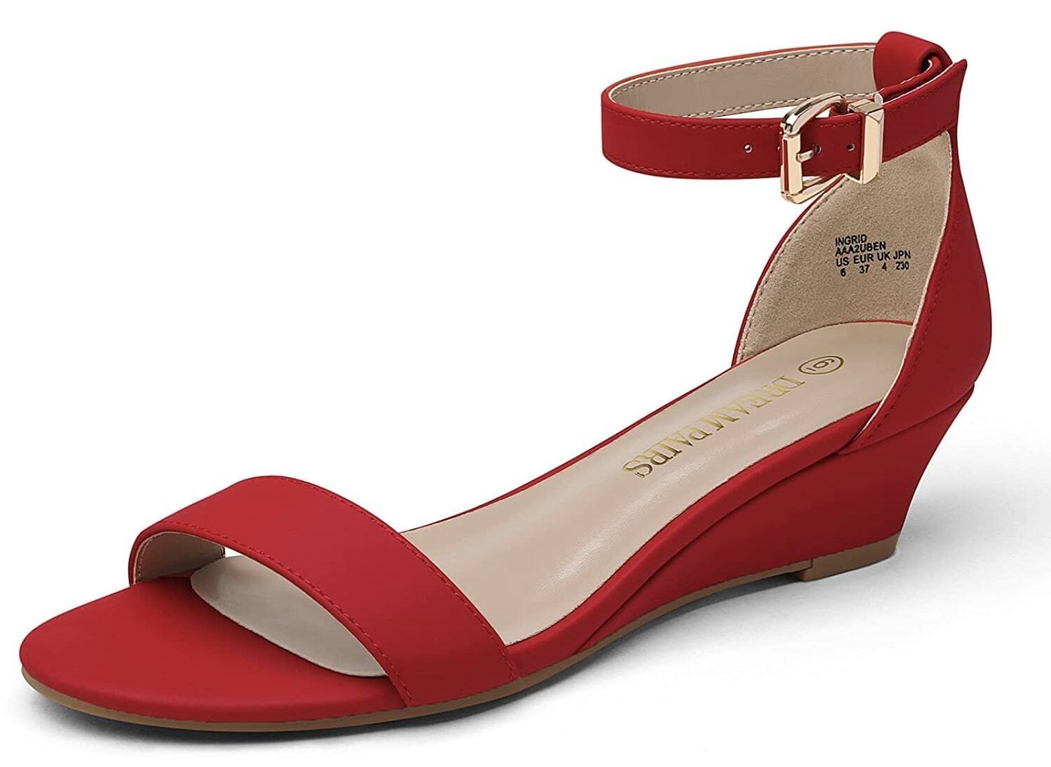 15 modèles de sandales stylées à moins de 50$ | 24 heures