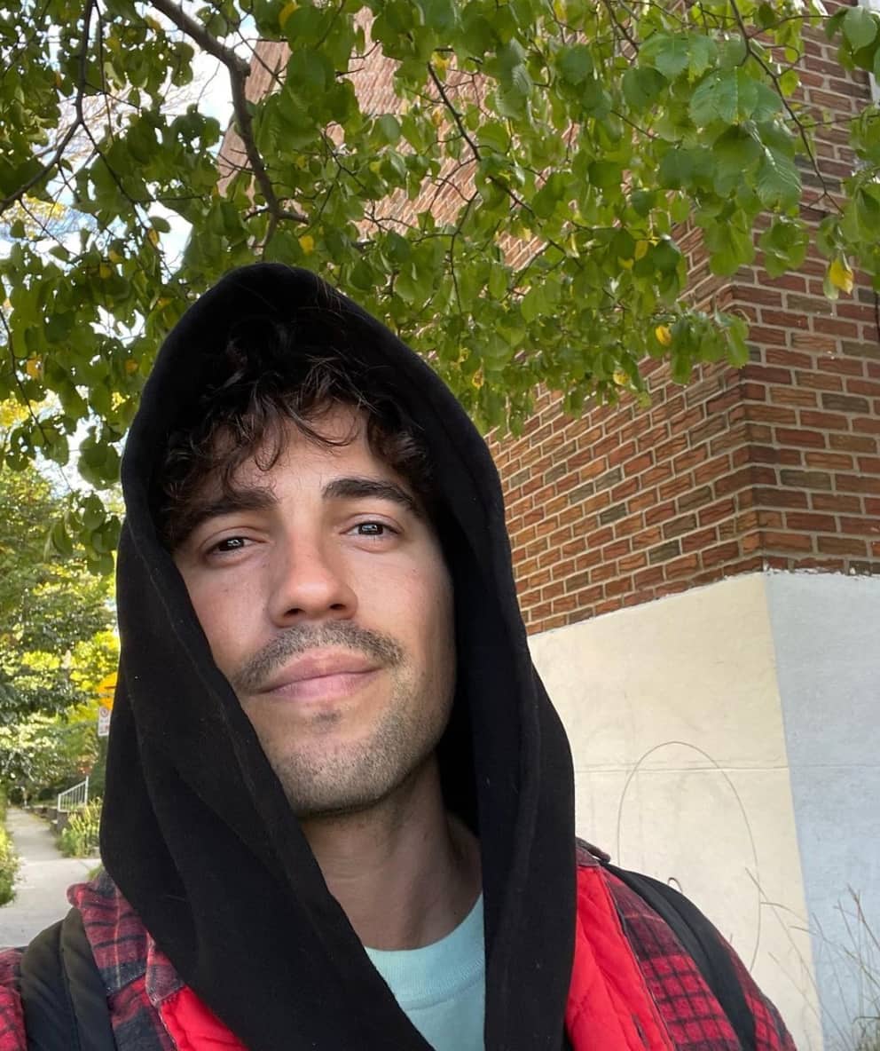 Olivier Dion partage une première photo avec sa nouvelle amoureuse | 7 ...