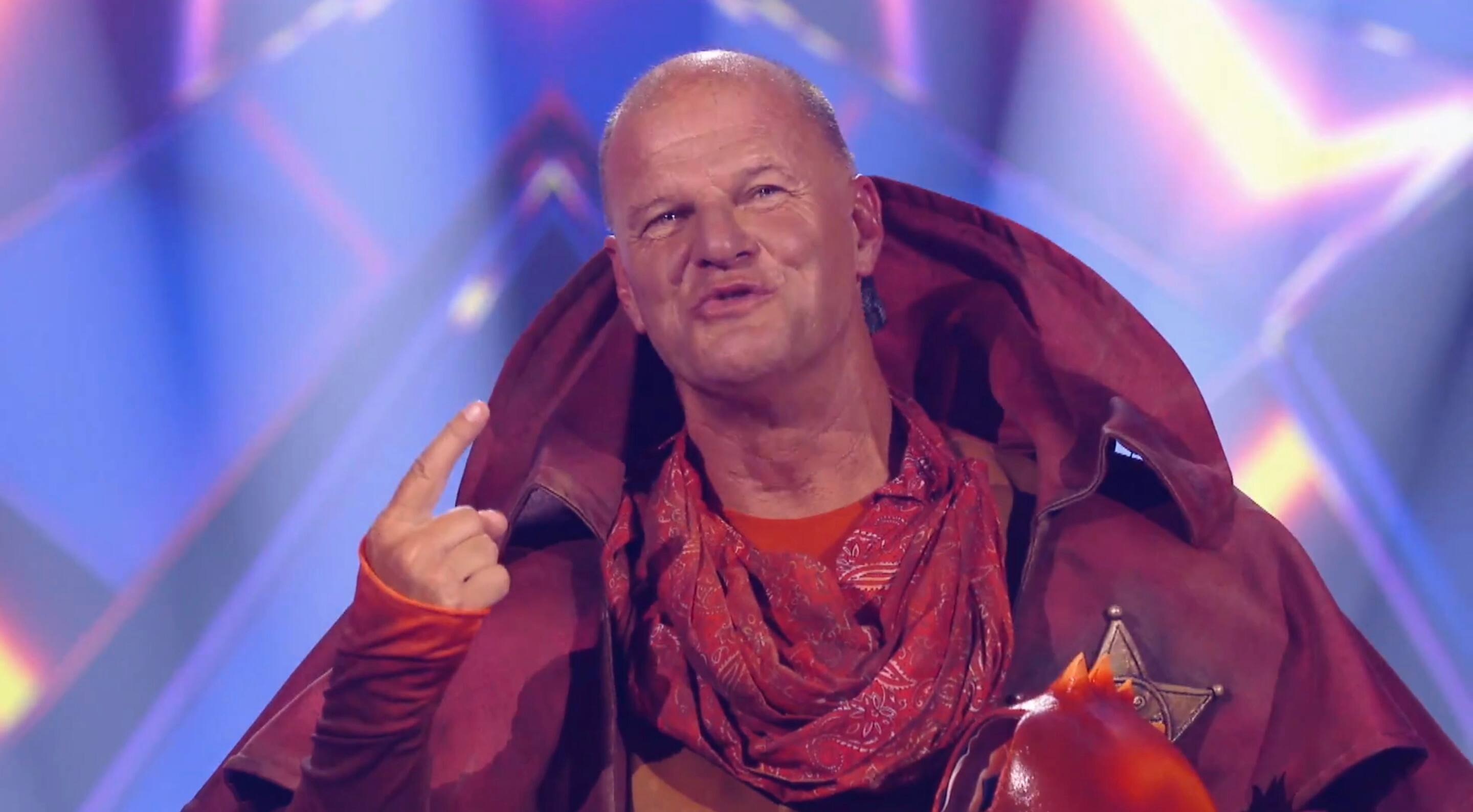 Jacques Rougeau devient émotif après avoir été éliminé de Chanteurs ...