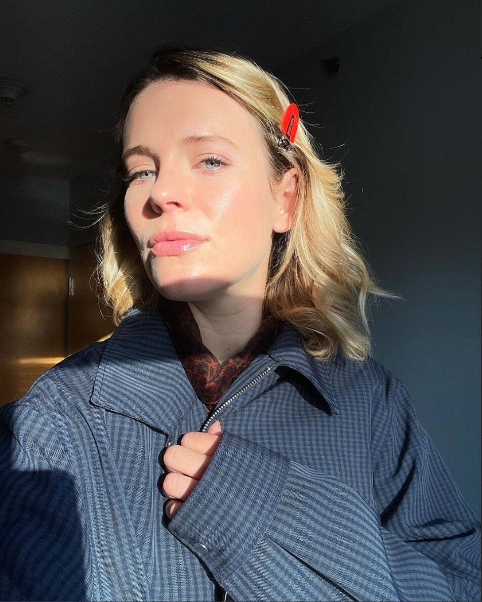 Charlotte Aubin dévoile son étonnante transformation pour son récent rôle | 7 Jours