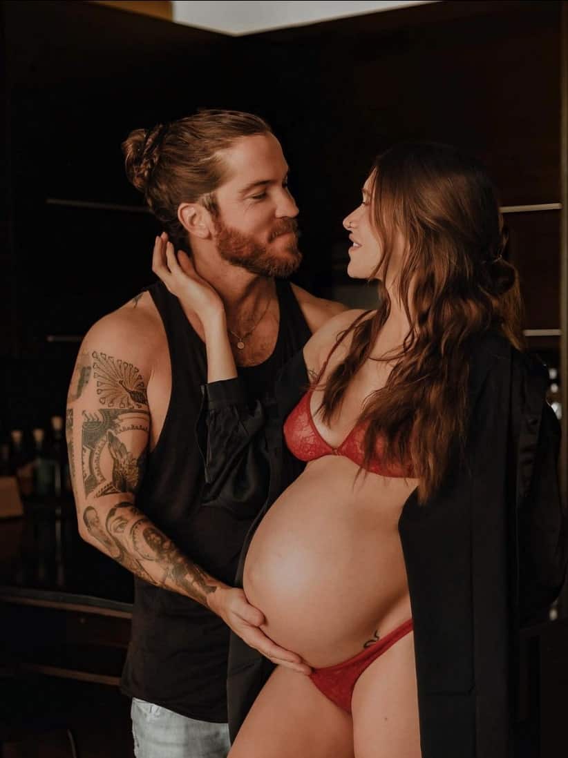 Lysandre Nadeau publie une première photo avec son bébé et donne de ses ...