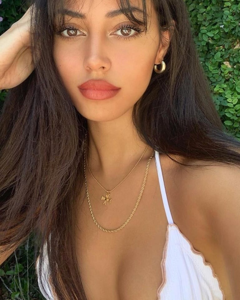 Le toupet transparent est LA tendance capillaire du moment | QUB | QUB info