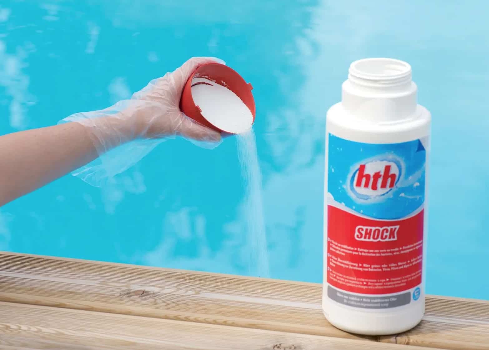 Comment faire un traitement choc à sa piscine | Salut Bonjour